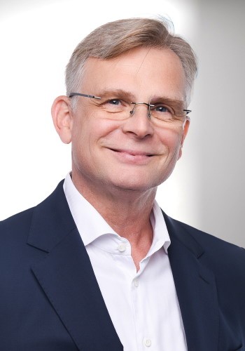 Robert Brixius | AU Group